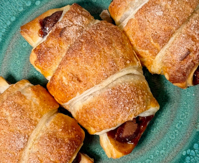 Easy Romantic Desserts for Two: 11 Quick Recipes