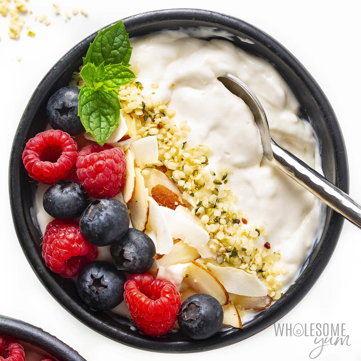 15 Yogurt Bowl Recipes for a Healthy Breakfast Boost