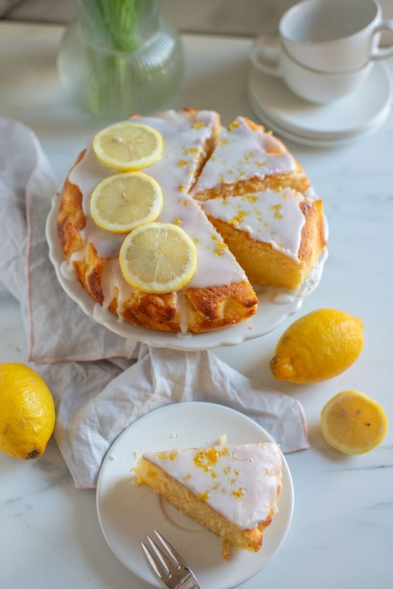Easy Lemon Drizzle Cake With Fresh Lemon Zest Recipe - Alice Dias