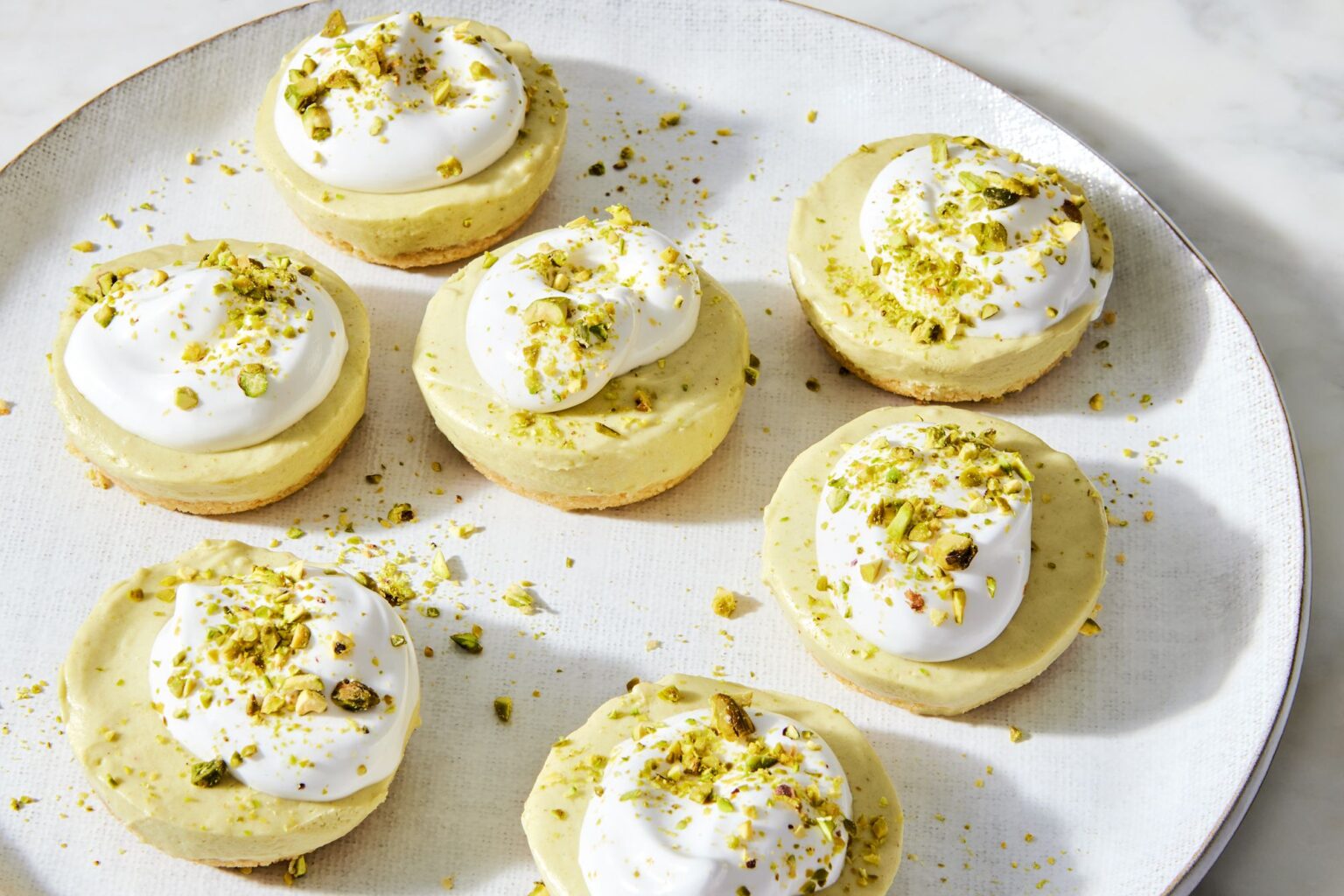 35 Cute Mini Desserts Ideas That Are Almost Too Pretty to Eat