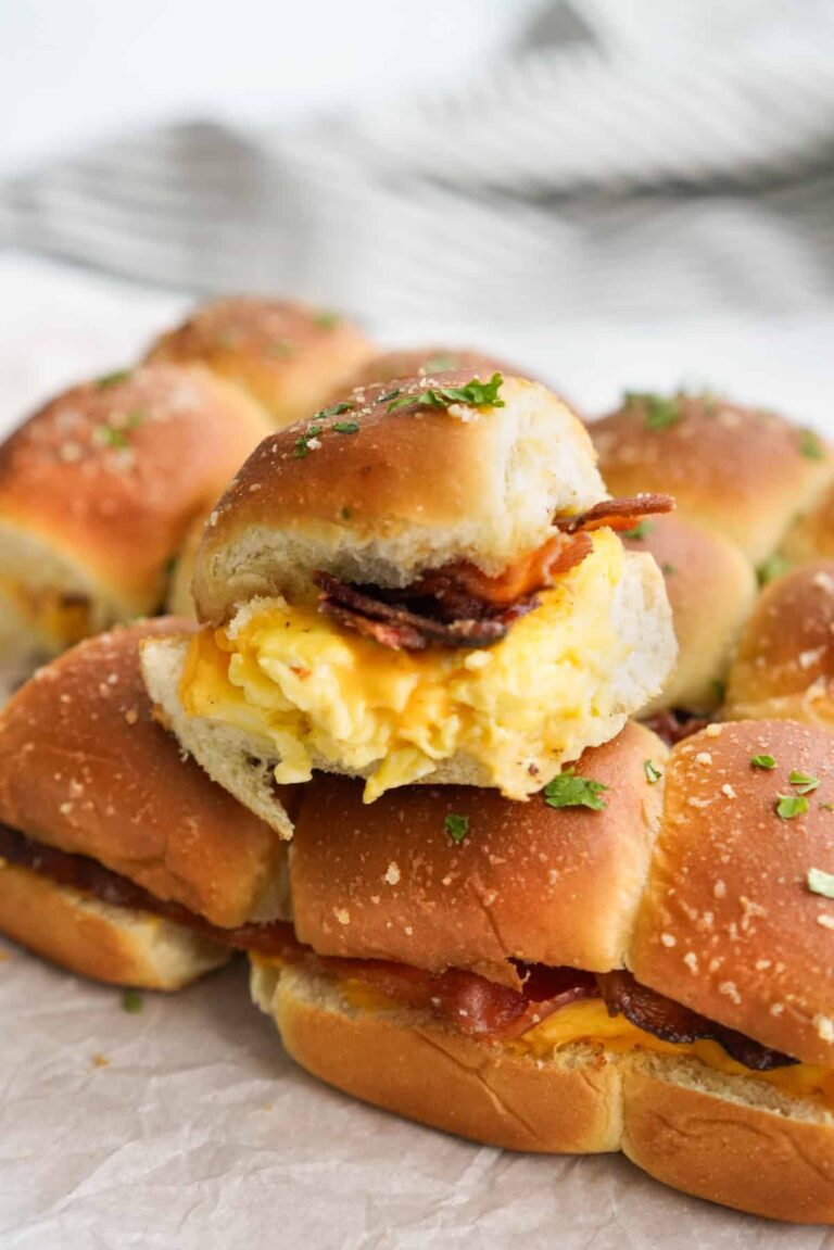 31 Easy Breakfast Potluck Ideas (Make-Ahead & Crowd-Pleasing) - Alice Dias