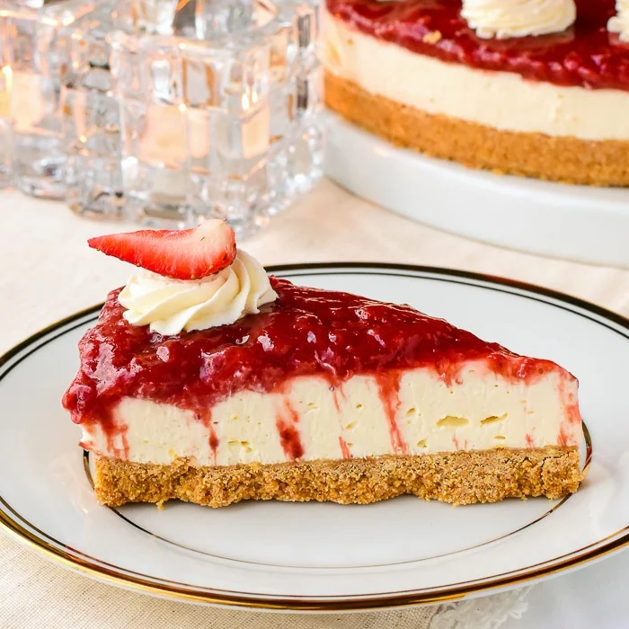 41 Easy Frozen Strawberry Recipes: Desserts, Breakfasts & Smoothies